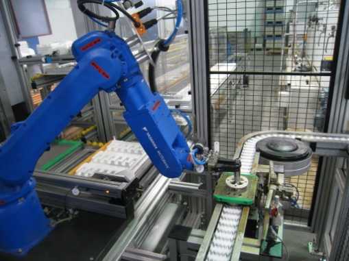 Innovative automation: linked robots produce input shafts